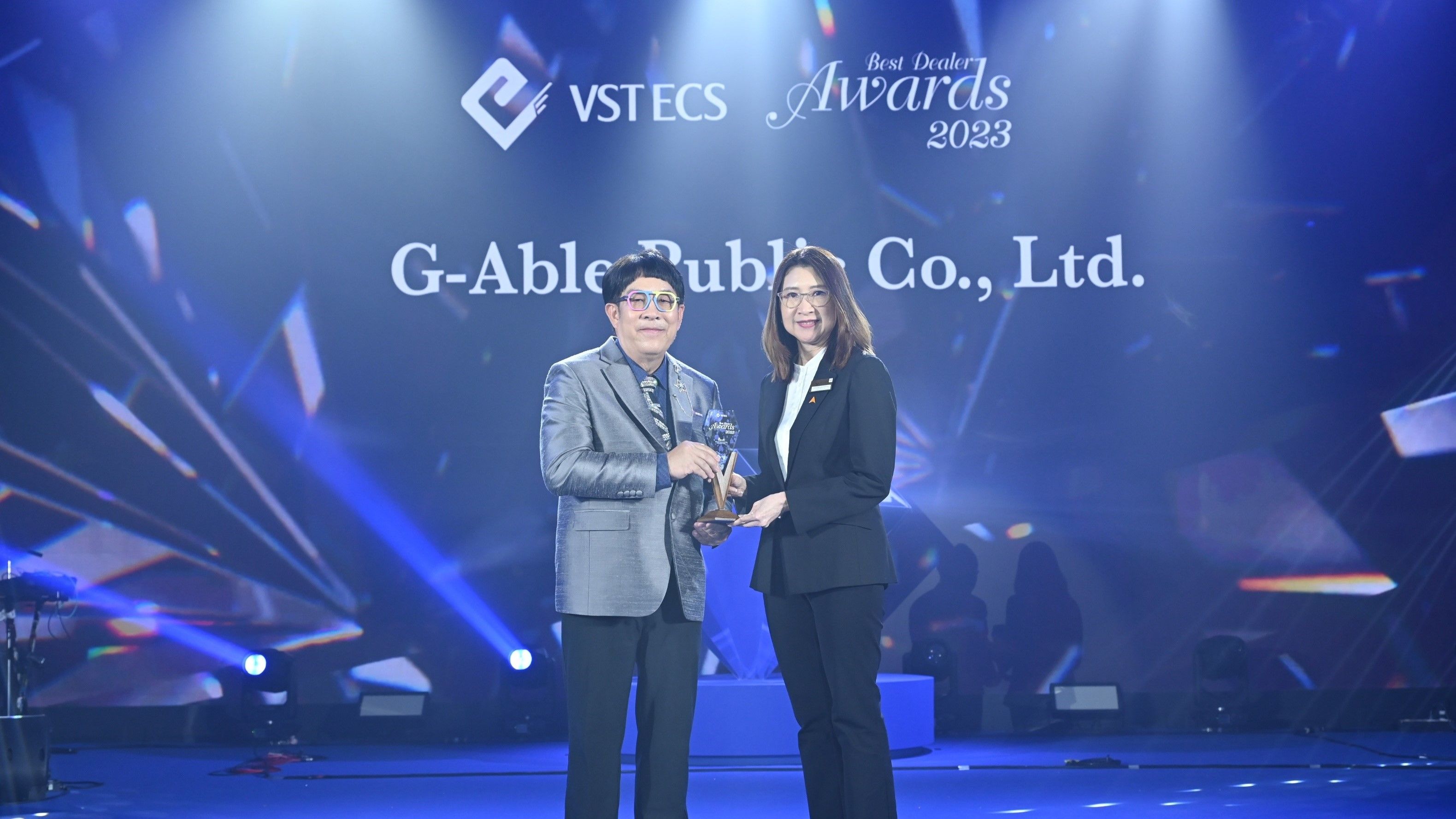 เติบโตอย่างต่อเนื่อง…G-Able รับรางวัลดีลเลอร์ยอดเยี่ยมแห่งปี จาก VST ECS